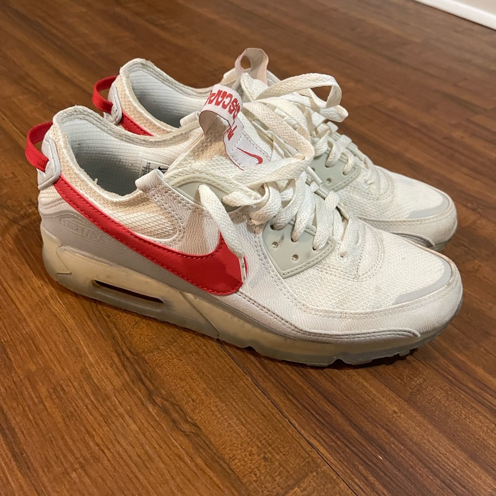 Nike Air Max 90 Terrascape (White/Red) - Gem